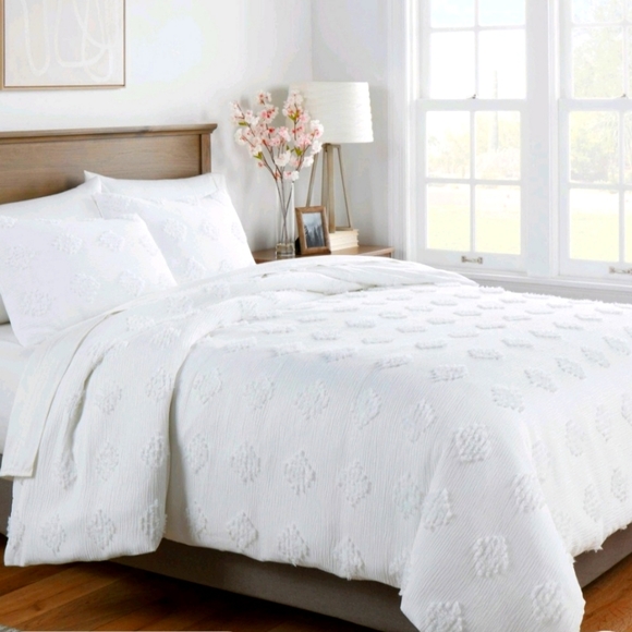 Threshold | Bedding | Threshold Tufted Diamond Crinkle Duvet Cover ...